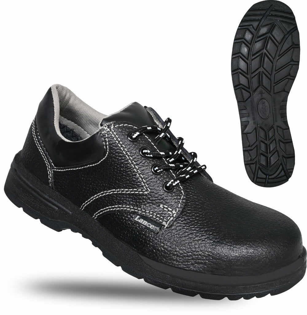 Buy safety shoes near me store